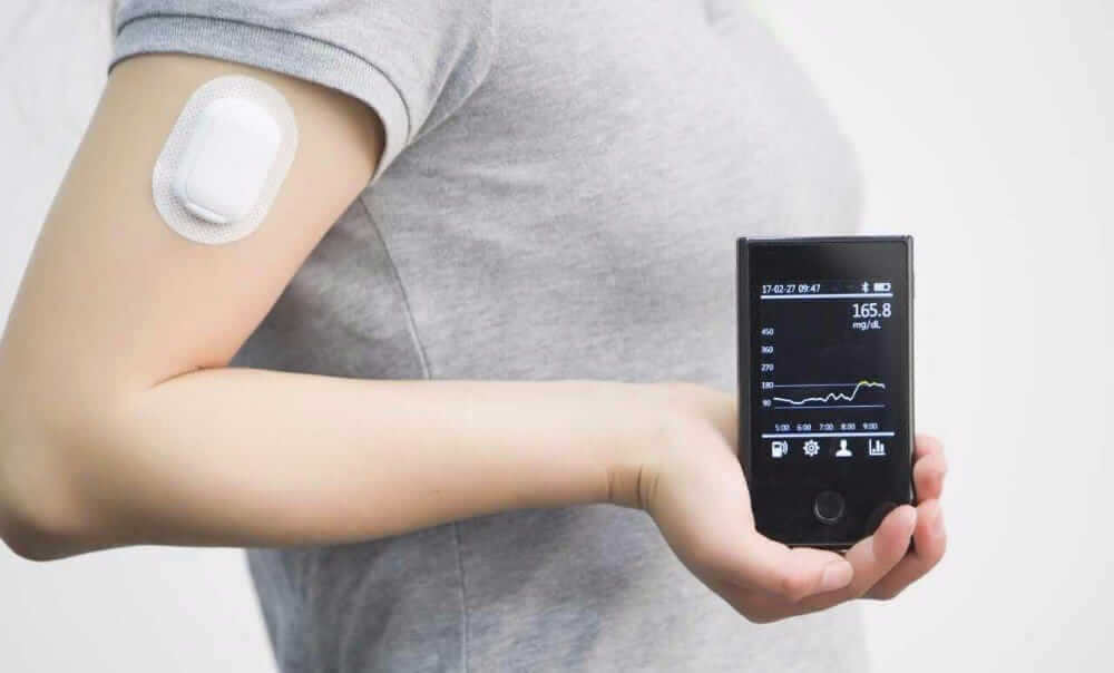Revolutionary Non-Invasive Blood Glucose Sensor Unveiled